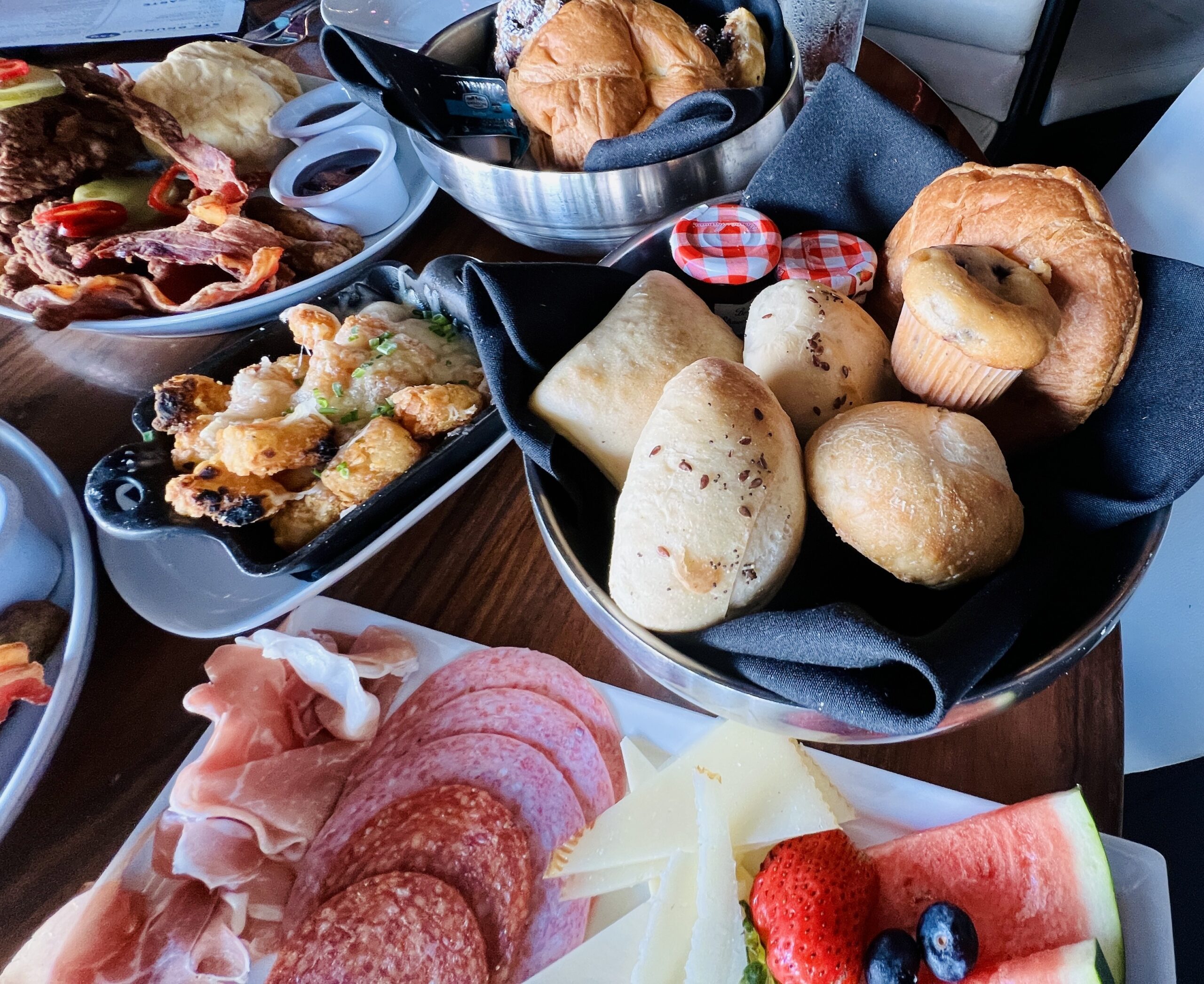 STK's New All-You-Can-Eat Sunday Brunch at Disney Springs! - DVC Rental ...