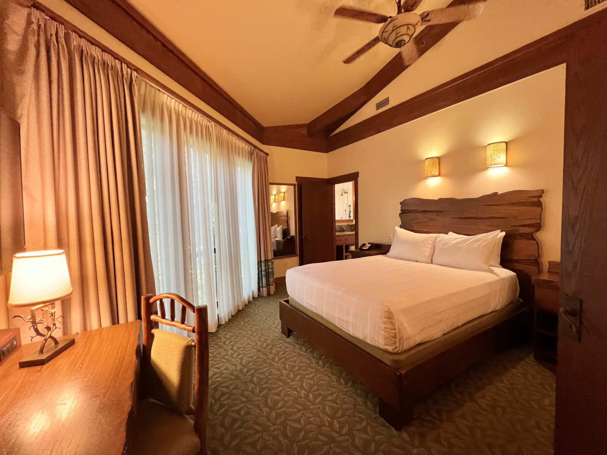 Staying in a Disney Bucket List Room: Saratoga Springs' Treehouse ...